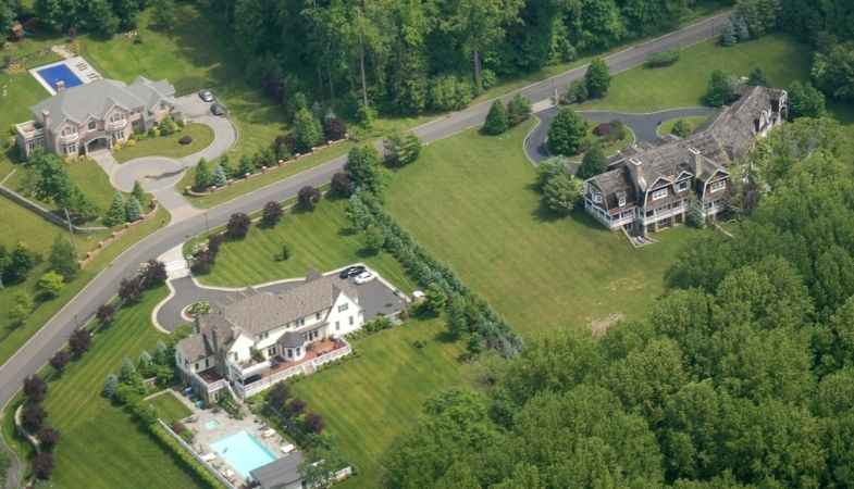 Canadian Luxury Real Estate Sales Double, Triple in Some Markets