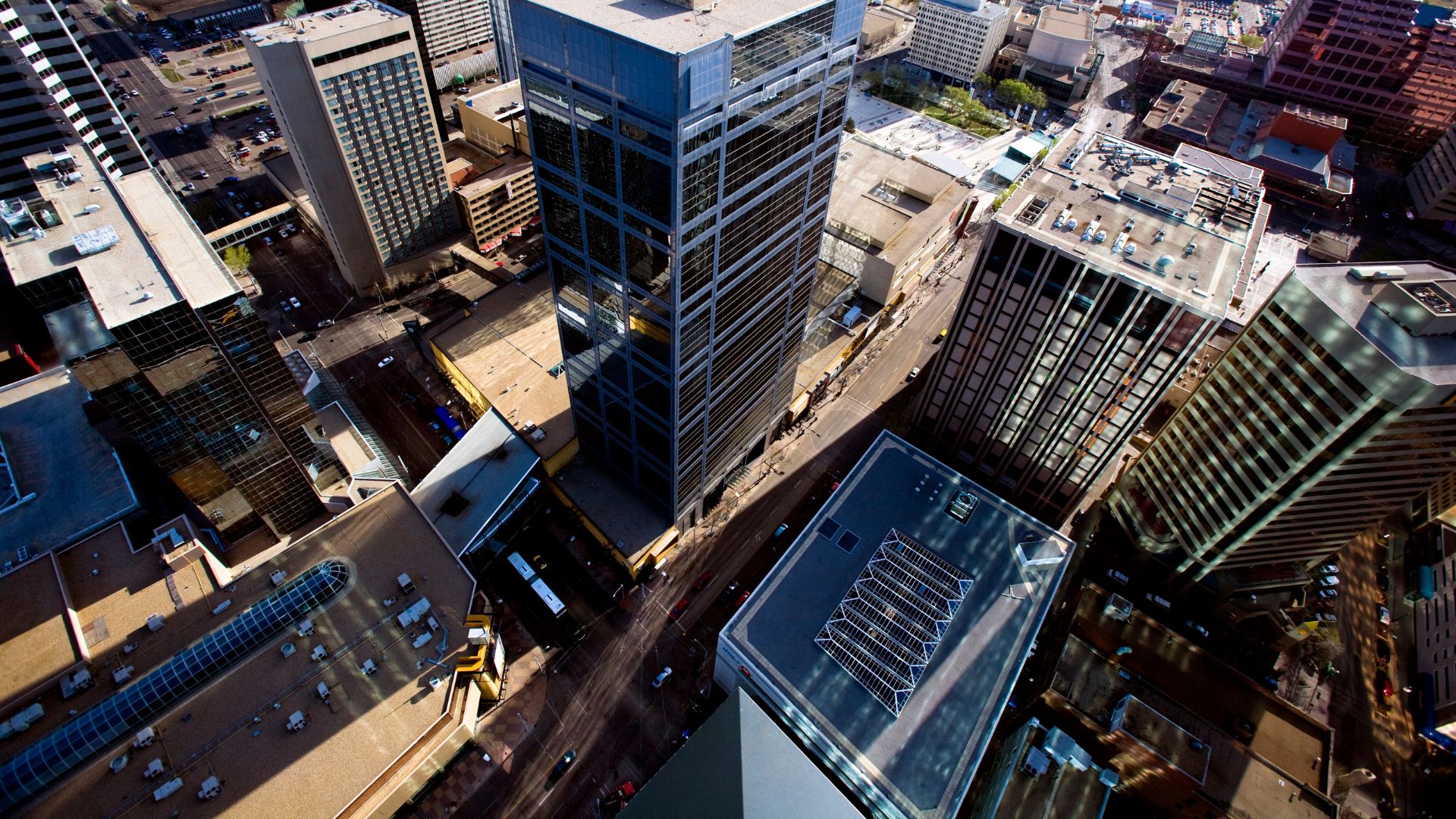 28 RE/MAX® Agents Ranked in the Top 100 in Canada-Based Online Reviews ...